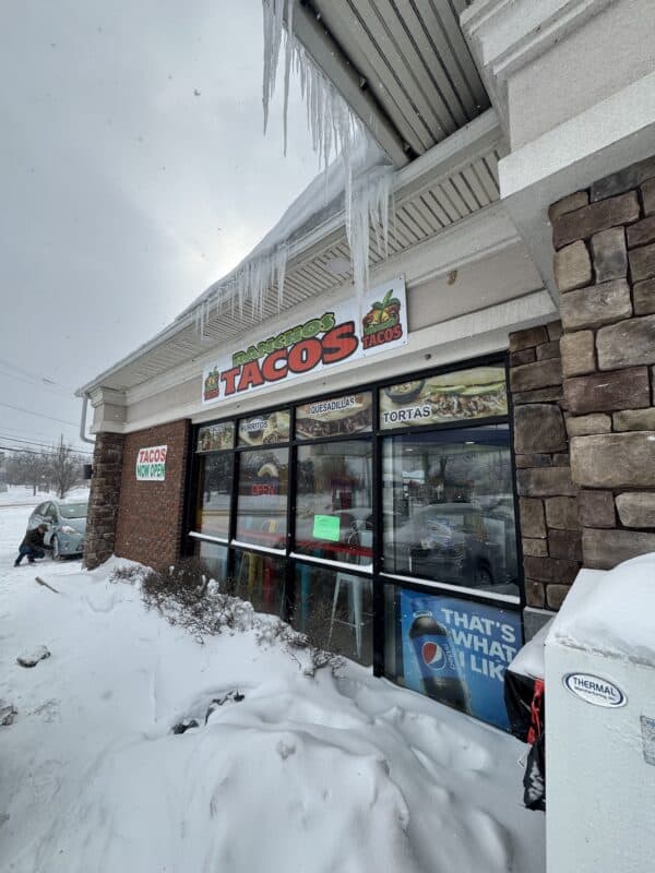Ranchos Tacos: Street-Style Tacos, Tucked Inside a Gas Station in ...